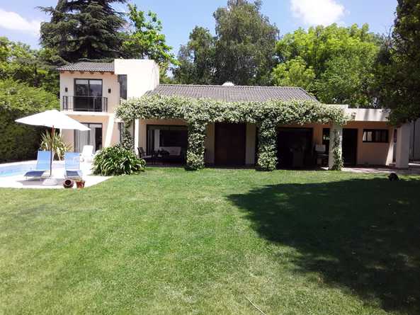 Cómoda casa con piscina en Luján de Cuyo | Alquileres en Lujan de Cuyo ... Cómoda casa con piscina en Luján de Cuyo | Alquileres en Lujan de Cuyo ...